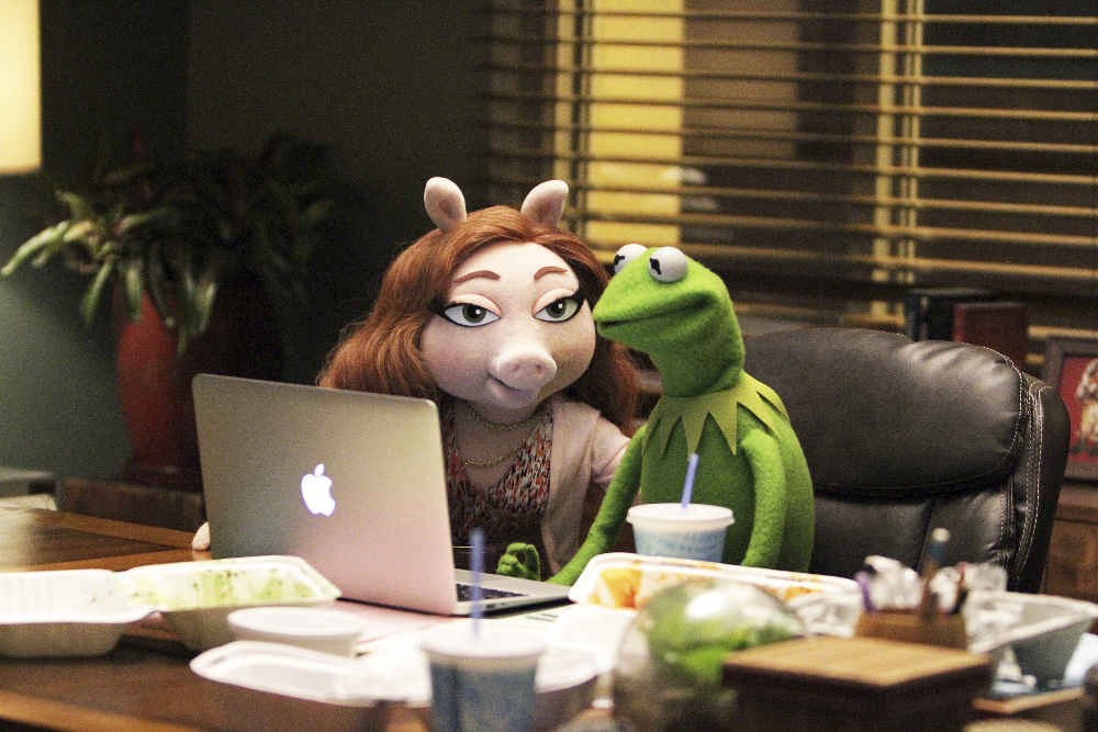 DENISE, KERMIT THE FROG – Nerd Union